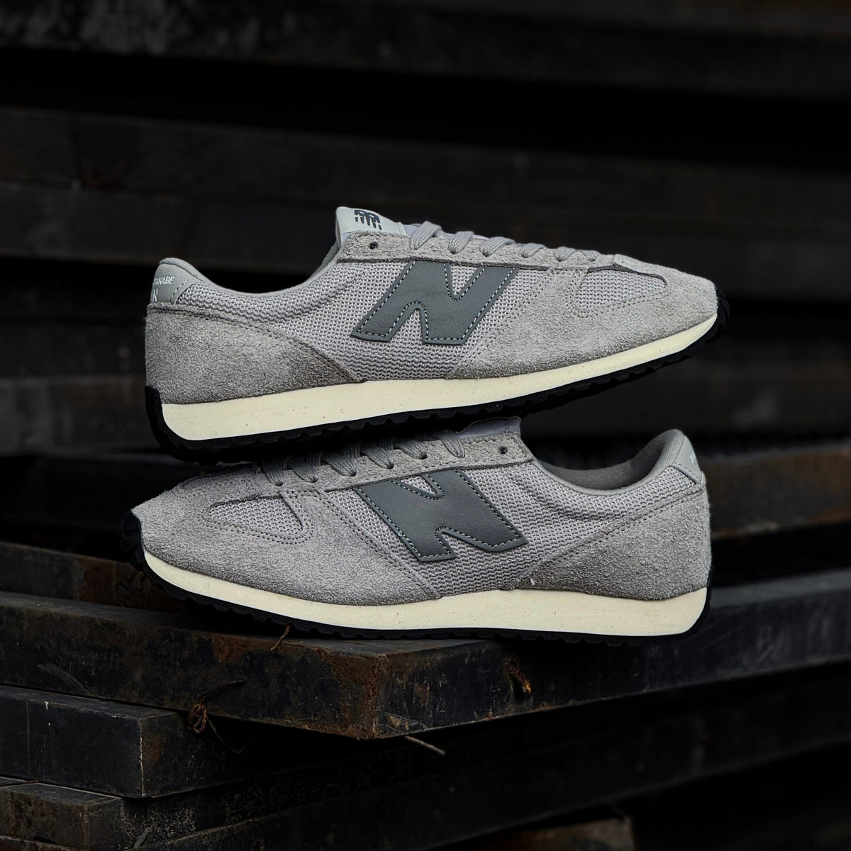 NEW BALANCE 471 / GREY – SKYWEAR