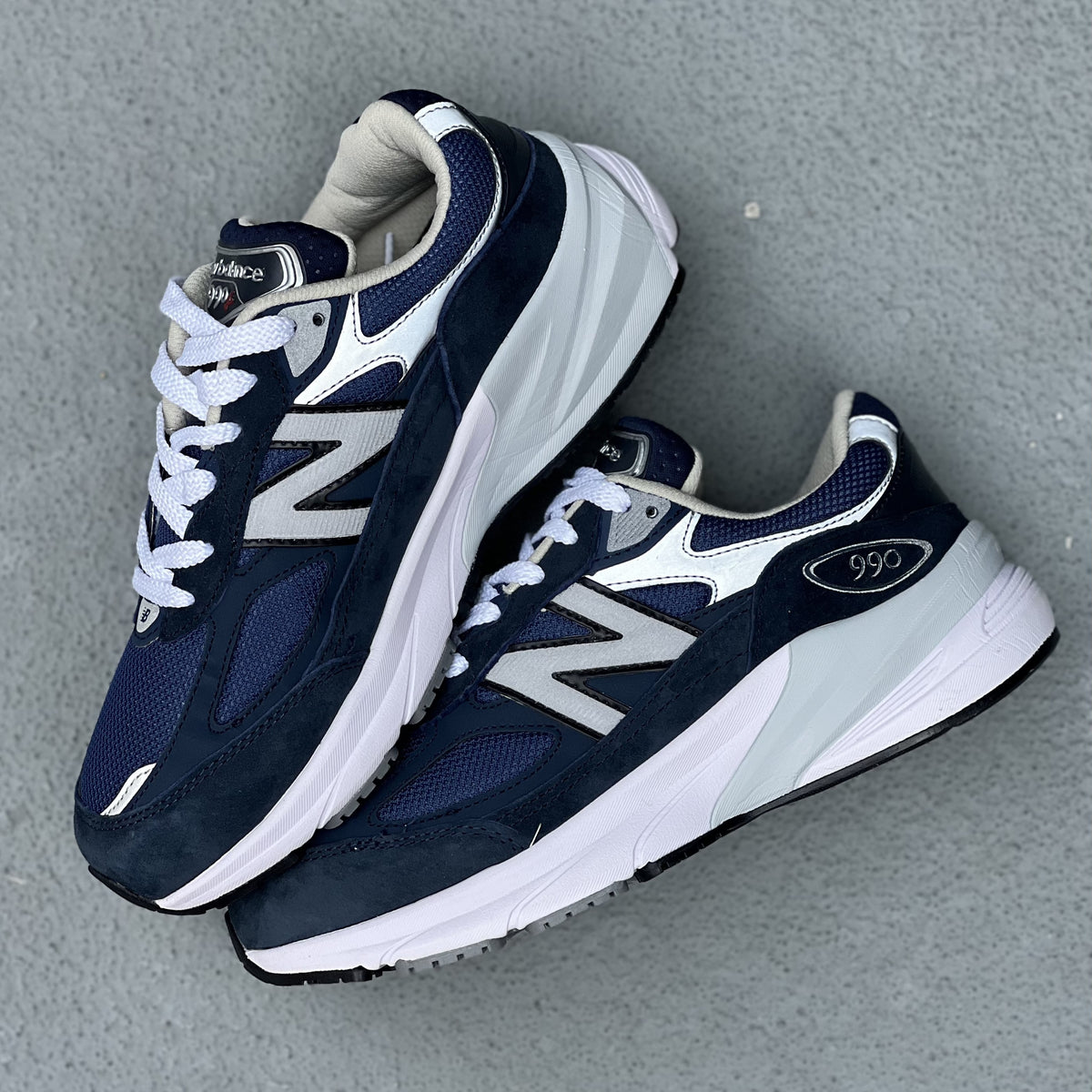 New Balance 990 / Black - Navy MiUSA – SKYWEAR