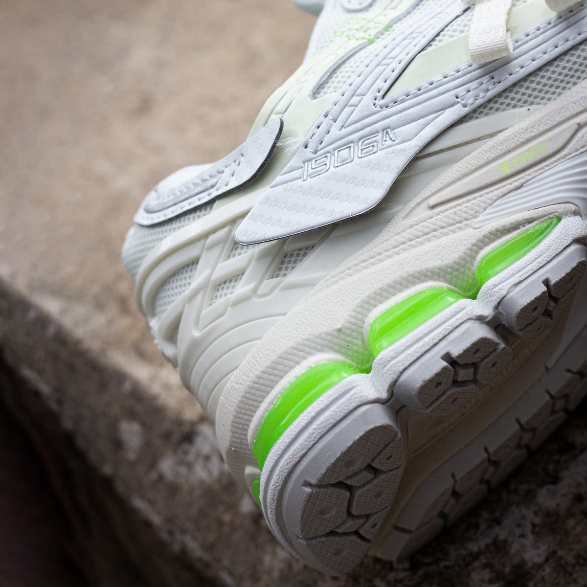 New Balance 1906A / White Mint Flash - NLock – SKYWEAR